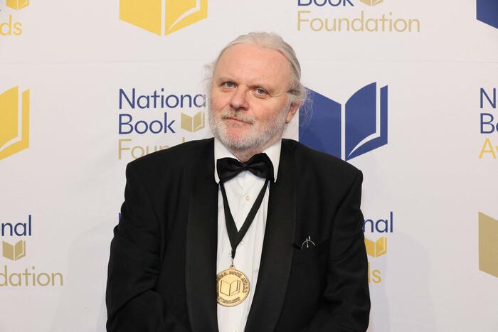 Il Nobel 2023 per la letteratura va a un drammaturgo norvegese: Jon ...